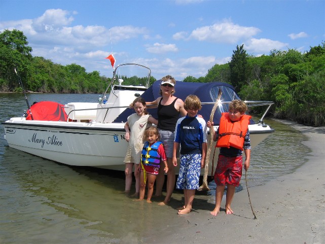 Favorite Whaler Picture of 2006--PART 1 - Moderated Discussion Areas